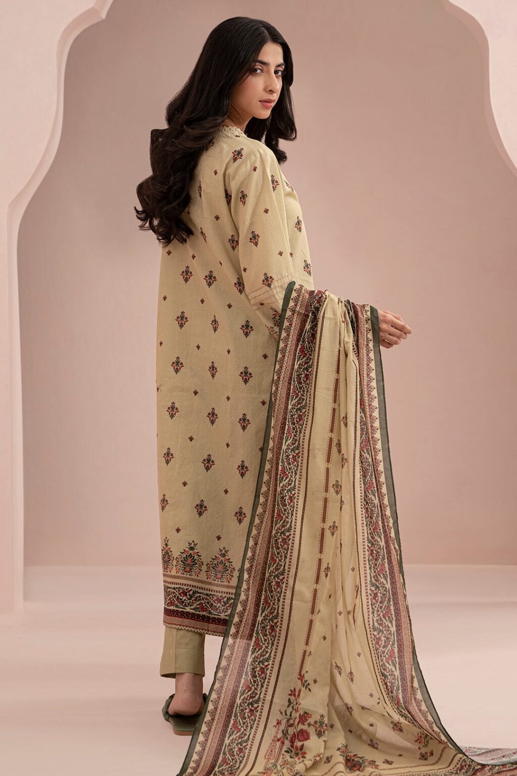 ZELLBURY – Mega Fabrics